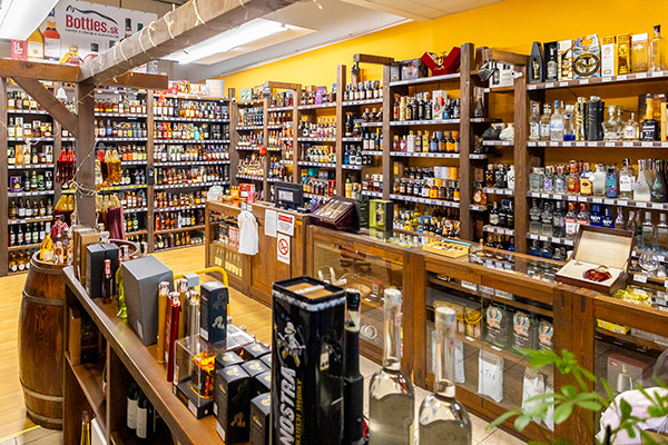 BOTTLES – predajňa alkoholických nápojov | OC Danubia