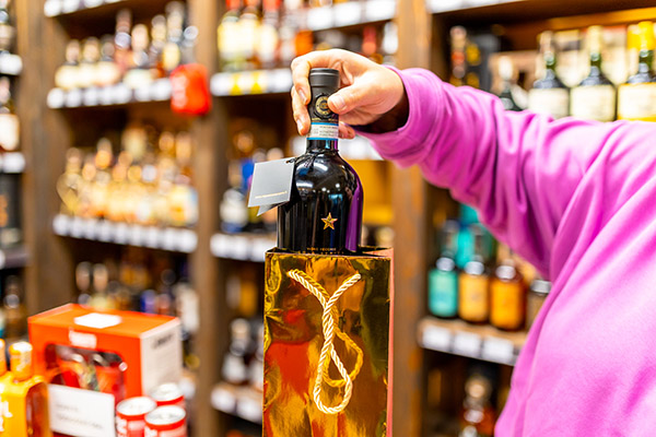 BOTTLES – predajňa alkoholických nápojov | OC Danubia