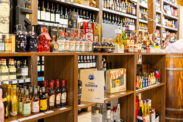 BOTTLES – predajňa alkoholických nápojov | OC Danubia